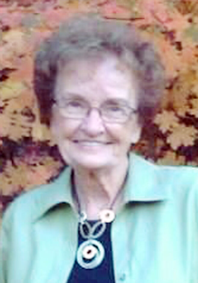 Elizabeth Joan Simons Smith | News, Sports, Jobs - Daily Herald